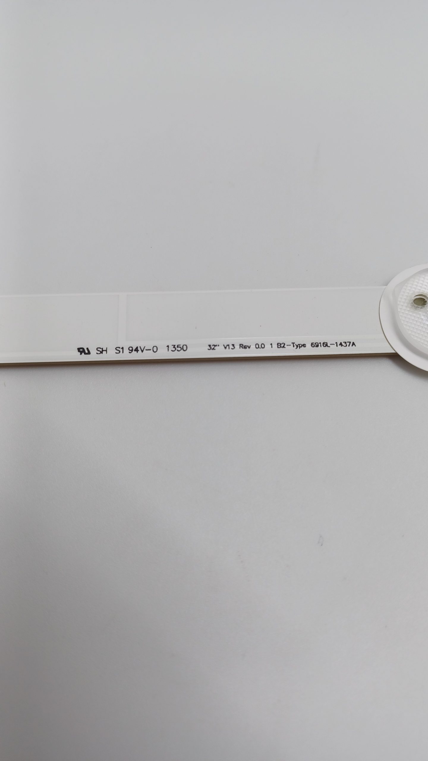 LED LG No.14 – Candi Audio Visual