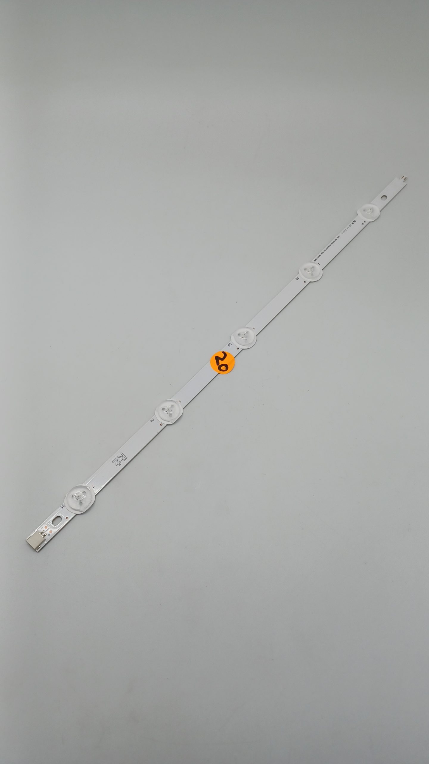 LED LG No.20 – Candi Audio Visual